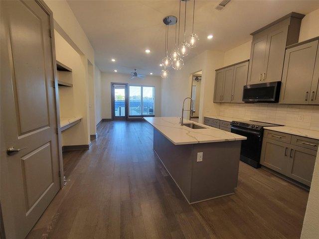 2700 Old Denton Rd Apt 1017, Carrollton, TX 75007