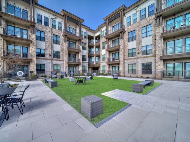 2700 Old Denton Rd Apt 1017, Carrollton, TX 75007