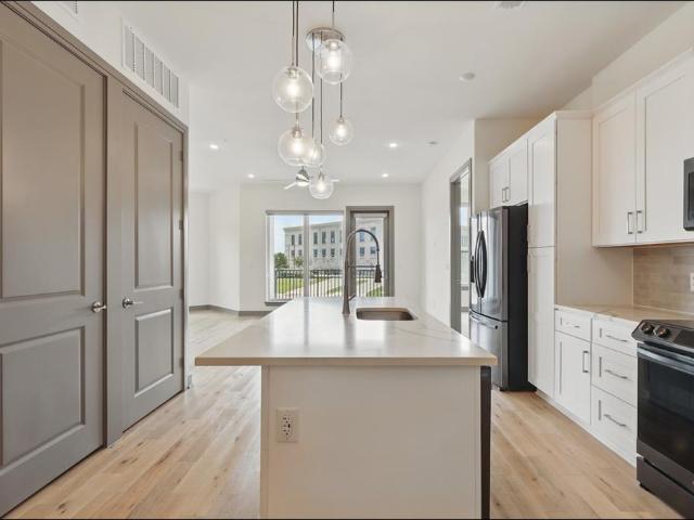 2700 Old Denton Rd, Unit 2237, Carrollton, TX 75007 | MLS #21255 | Compass