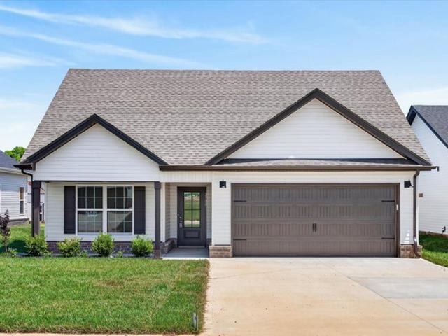 2700 Brewster Dr, Clarksville, TN 37042