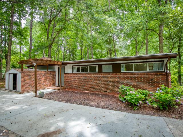 2700 Brook Park Way