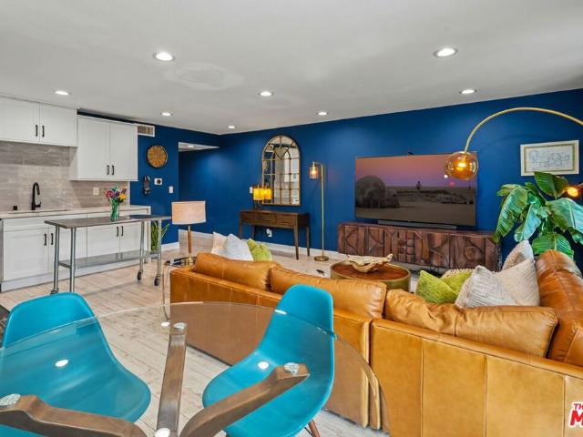2700 Cahuenga Boulevard 1203