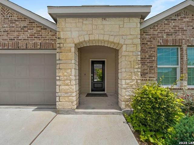 2700 Coral Valley