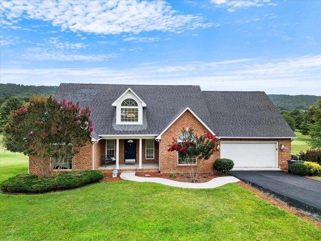 2700 Draper Ridge Rd, Draper, VA 24324