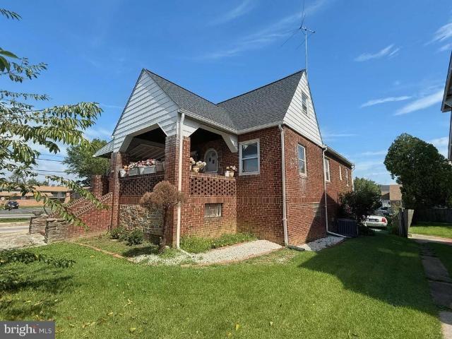 2700 E Northern Parkway E