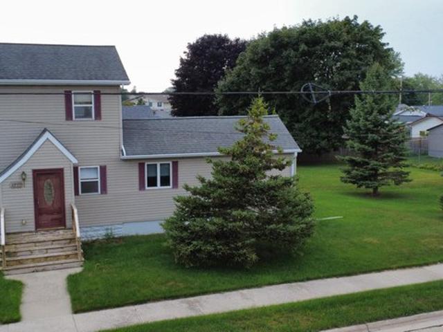 2700 Jackson St, Two Rivers, WI 54241
