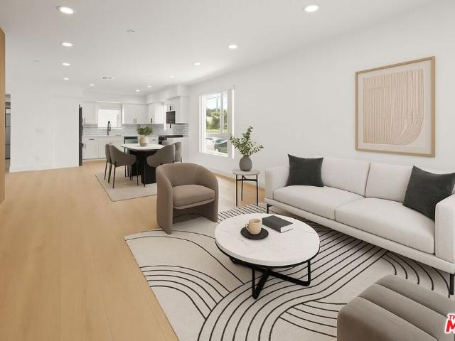 2700 Larga Drive 3045 1/2