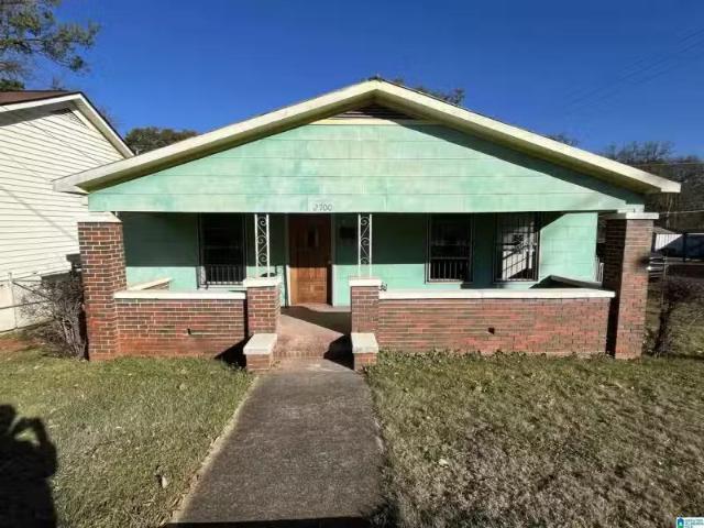 2700 LAWN AVE SW, BIRMINGHAM, AL 35211 Multi Family For Sale.