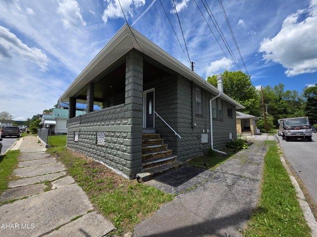 2700 Pine Ave, Altoona, PA 16601