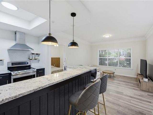 2700 Pine Tree Rd NE Unit 2112, Atlanta, GA 30324