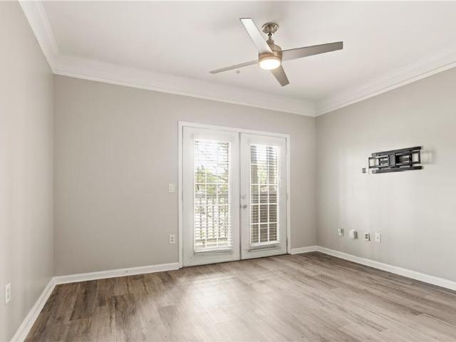 2700 Pine Tree Road NE 2303