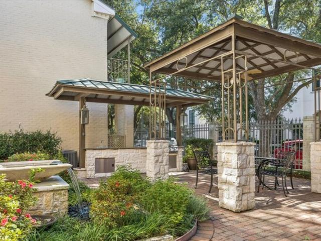 2700 Revere St Apt 142, Houston, TX 77098