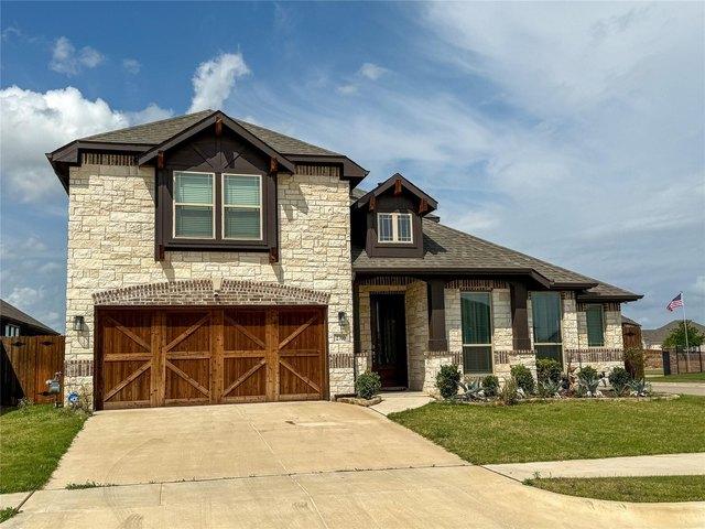2700 Richard St, Burleson, TX 76028