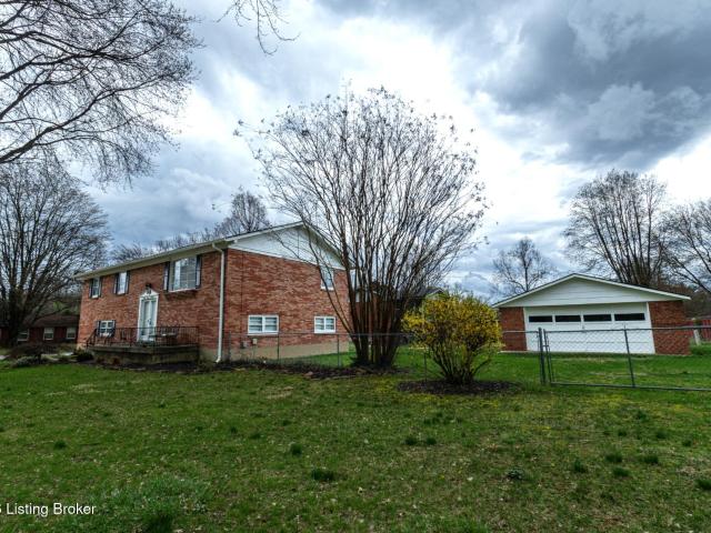 2700 Stephan Rd