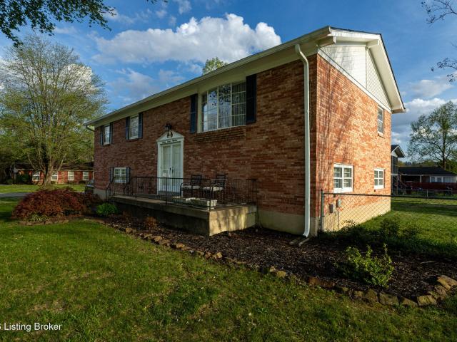 2700 Stephan Rd