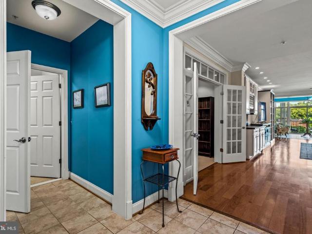 2700 Stone Cliff Drive # 206