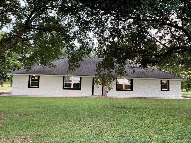 2700 S Bank Ln, Vacherie, LA 70090