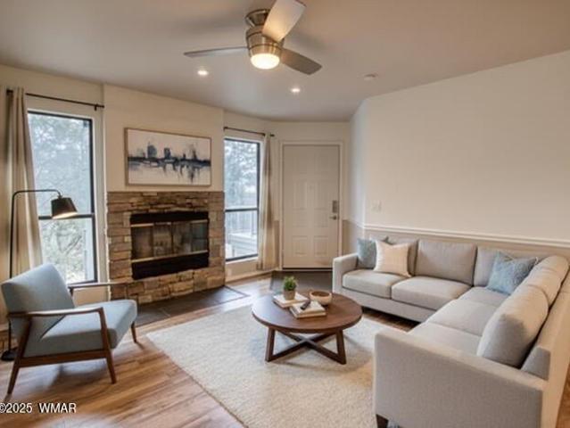2700 S White Mountain Rd Apt 122, Show Low, AZ 85901