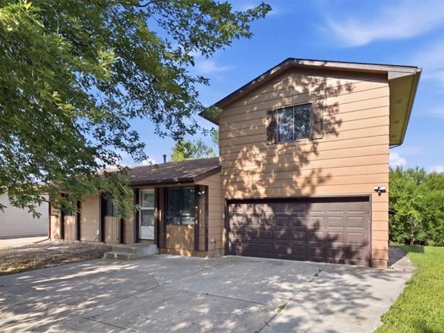 2700 SE 18th St, Des Moines, IA 50320