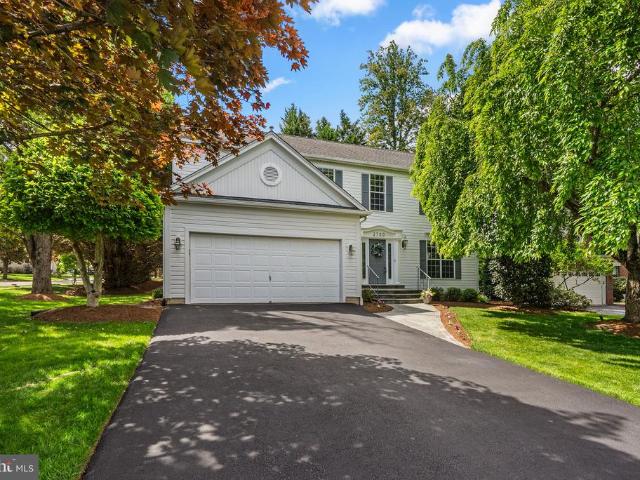 2700 Snowberry Place
