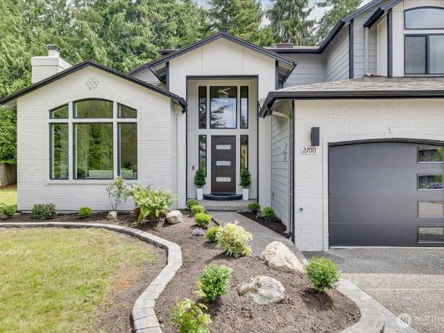 2700 th Street SW