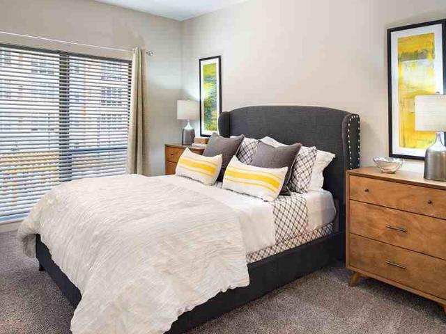 2700 University 2 Bedroom Apartment for Rent at 2700 University Ave W, St. Paul, MN 55114 St. Anthony