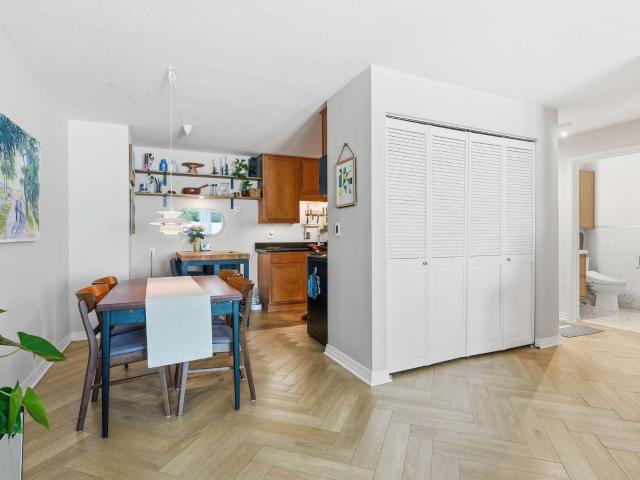 2700 W 44th Street # 114
