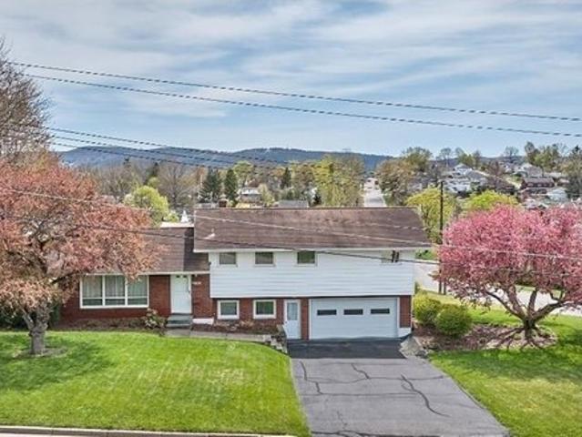 2700 Ward Ave, Endwell, NY 13760