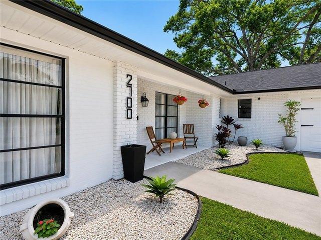 2700 16th St, Vero Beach, FL 32960