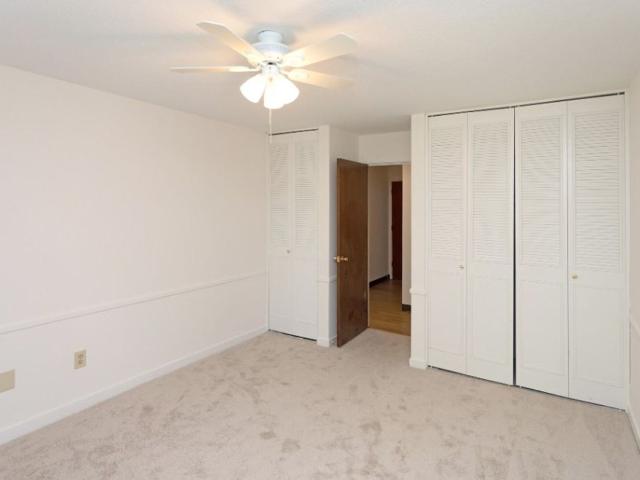 2700 2727 Rhode Island Ave S. Rhode Island Chateau 2 Bedroom Apartment for Rent at 2700 2712 2727 Rhode Island Av, St. Louis Park, MN 55426 Texa Tonka
