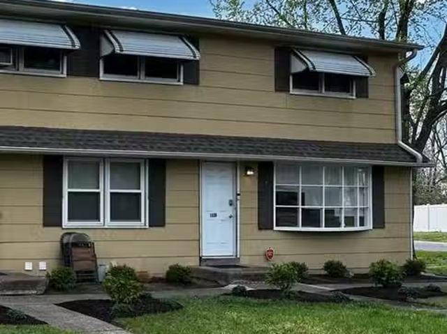$2700 4 Bedroom + bonus flex room 1.5 Bathroom Home With Gre.