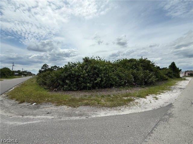 2700 9th St SW, Lehigh Acres, FL 33976