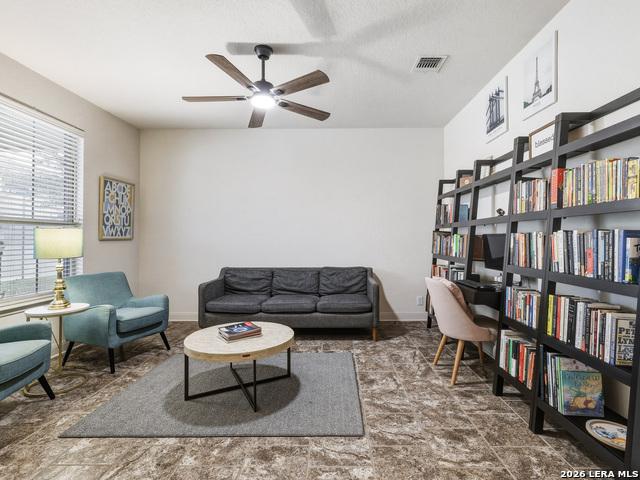 27015 Oleander Chase