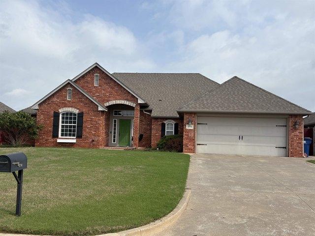 2701 Meadowview Dr, Duncan, OK 73533