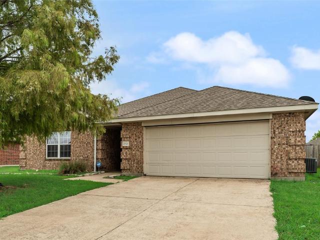 2701 Mockingbird Street