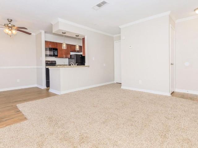 2701 N. 13th Avenue 2 Bedroom Apartment for Rent at 2701 13th Ave N, Texas City, TX 77590
