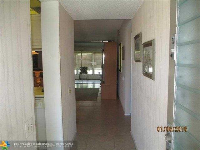 2701 Nassau Bnd Apt B2, Coconut Creek, FL 33066