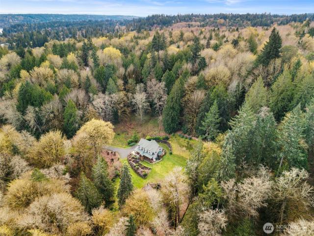 2701 NE Strand Road