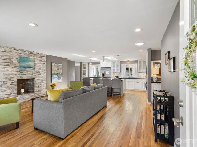 2701 NE 24th Street