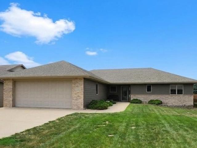 2701 Abbott, Yankton, SD 57078