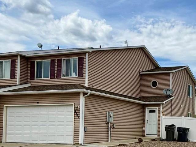 2701 Bastion Dr, Rock Springs, WY 82901