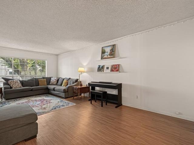 2701 Bellefontaine St Apt B4, Houston, TX 77025