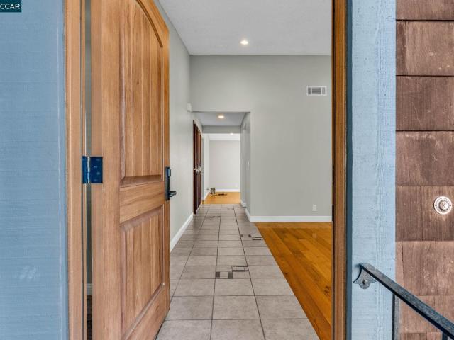 2701 Colony View Pl