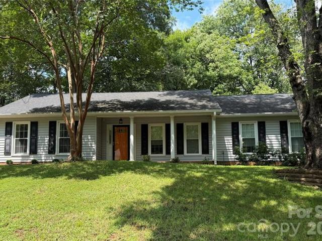 2701 Creekbed Ln, Charlotte, NC 28210