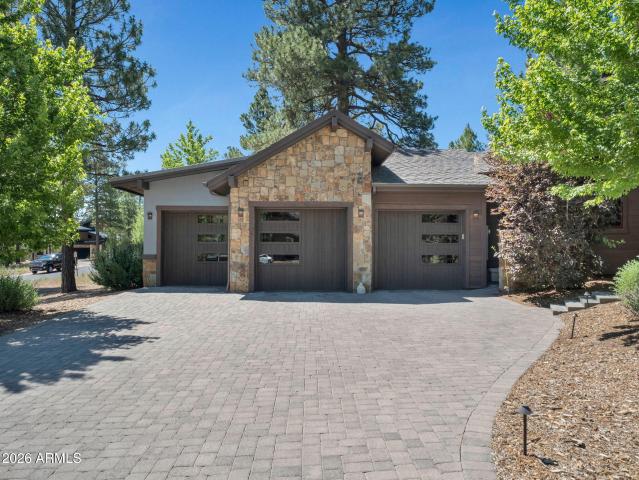 2701 E Byrds View Drive