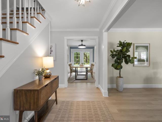 2701 Lyn Place