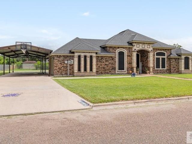 2701 Las Nubes Dr, Weslaco, TX 78599