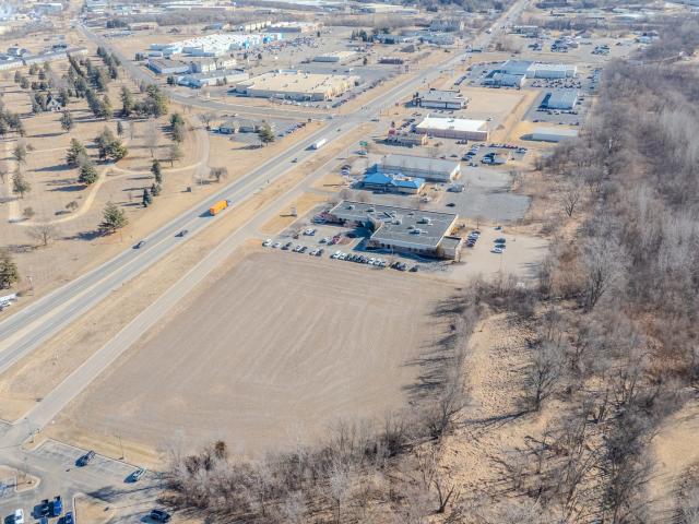 2701 Lincoln Hwy, Clinton, IA 52732 | MLS #12586 | Compass
