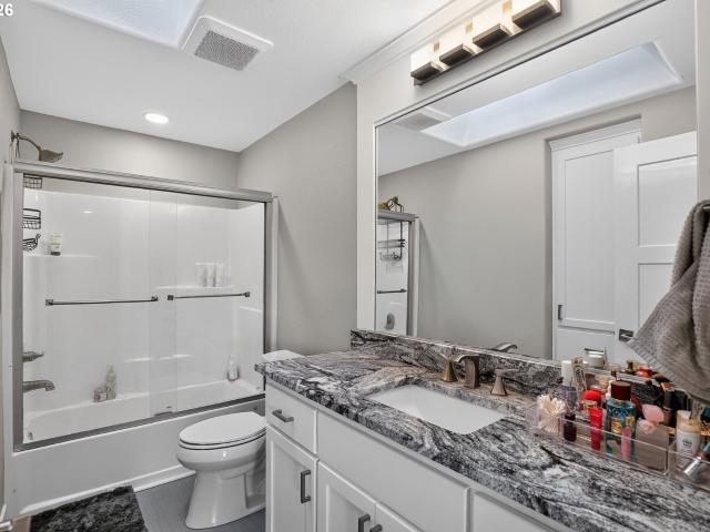 2701 SW Latourell Pl, Troutdale, OR 97060 | MLS #710659