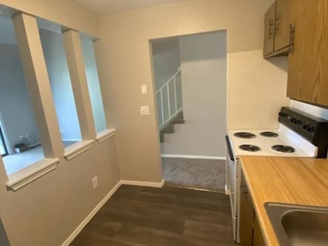 2701 S. Emporia St. 1 Bedroom Apartment for Rent at 2701 S Emporia St, Wichita, KS 67216 South City